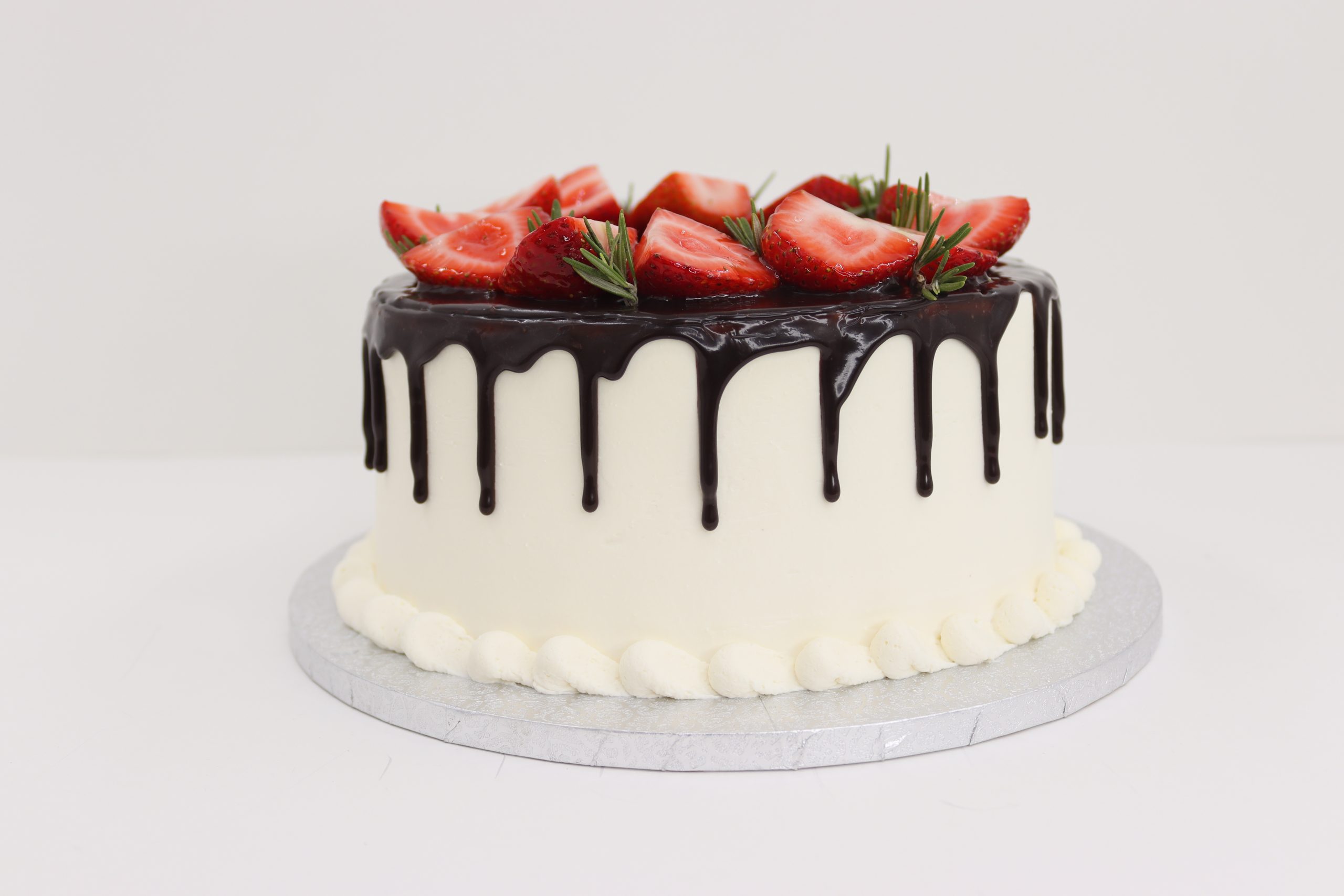 Strawberry Drip Cake – Matilda Cake